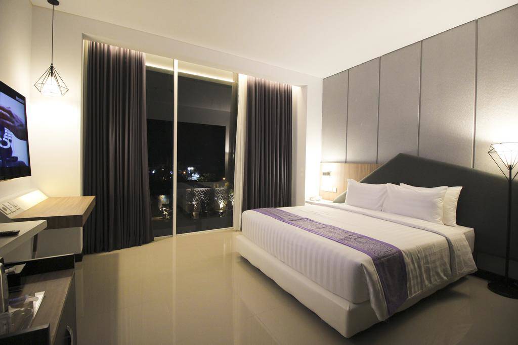 Forriz Hotel Yogyakarta - Yogyakarta Tourism Portal