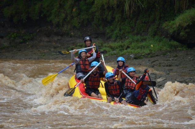 Rushing Adrenaline in Kulon Progo Rafting Tours - Yogyakarta Tourism Portal