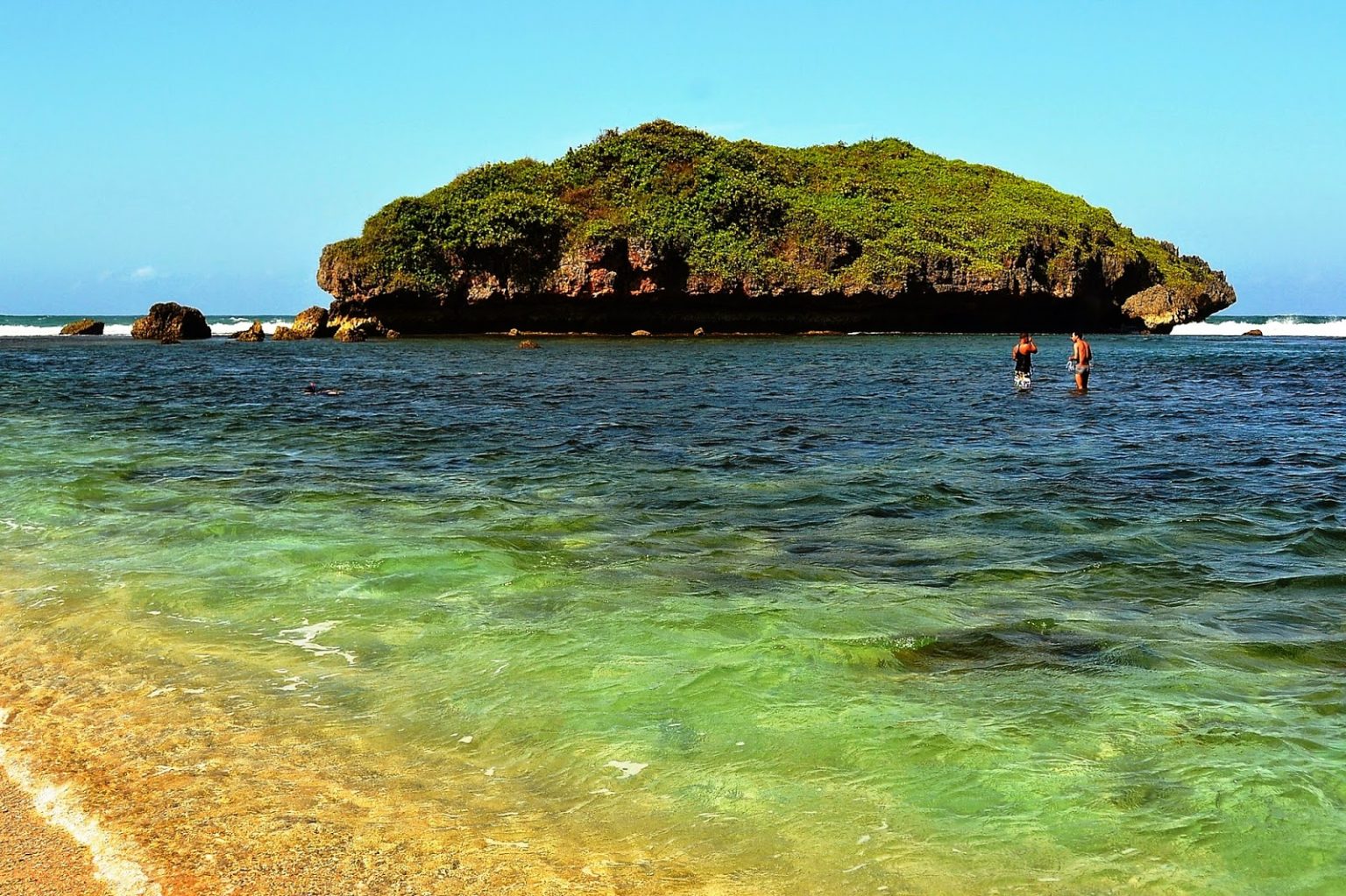 Canoeing and Snorkeling, Both Can Be Done In Sadranan Beach ...