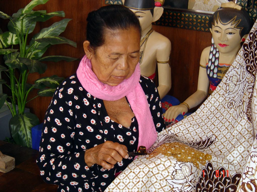 Hand Drawn Batik of Giriloyo Tourism Village - Yogyakarta Tourism Portal