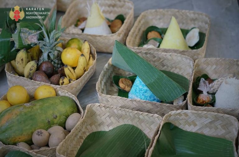 The Variety and Meaning of Tumpeng Keraton Yogyakarta - Yogyakarta ...