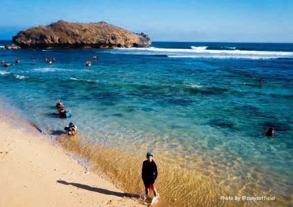Sadranan Beach - Yogyakarta Tourism Portal