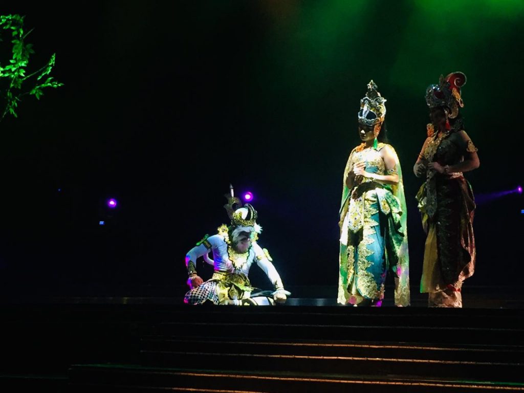 Pentas Perdana Sendratari Sang Hanoman Sukses Curi Perhatian Penonton ...