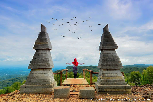 Menikmati Indahnya Bukit Lintang Sewu di Bantul - Dinas Pariwisata ...