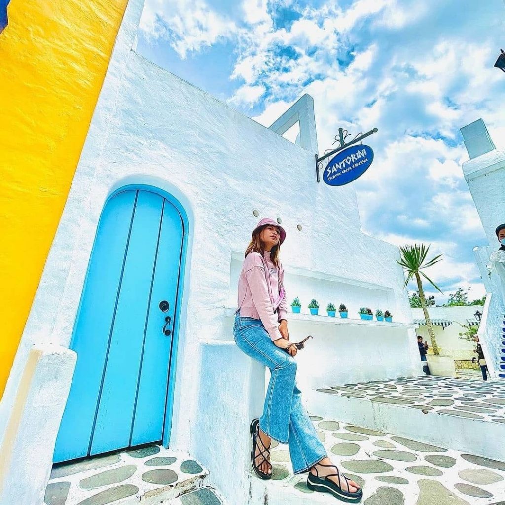 Inilah Spot Foto Menarik yang Instagramable di Langlang Buana ...