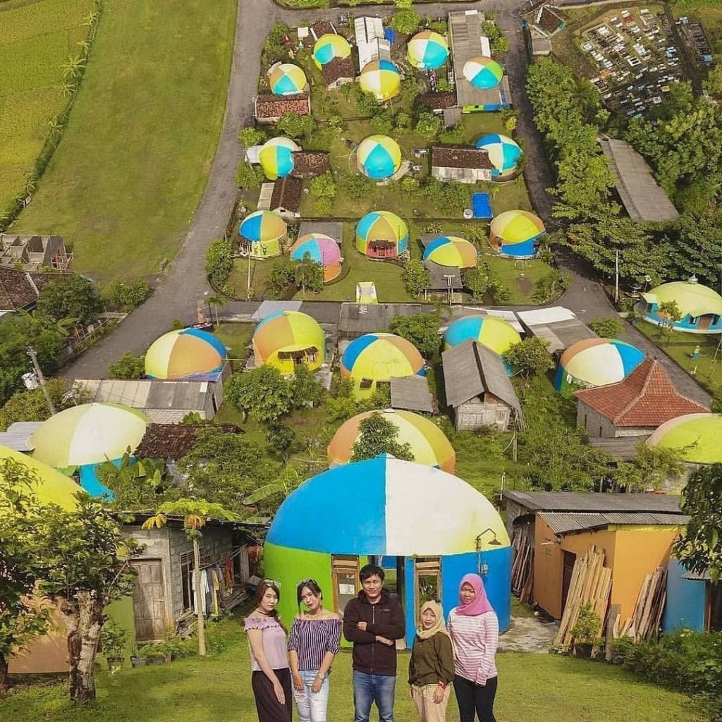 Mengunjungi Desa Rumah Domes ala Teletubbies yang Unik - Dinas Pariwisata Daerah Istimewa Yogyakarta