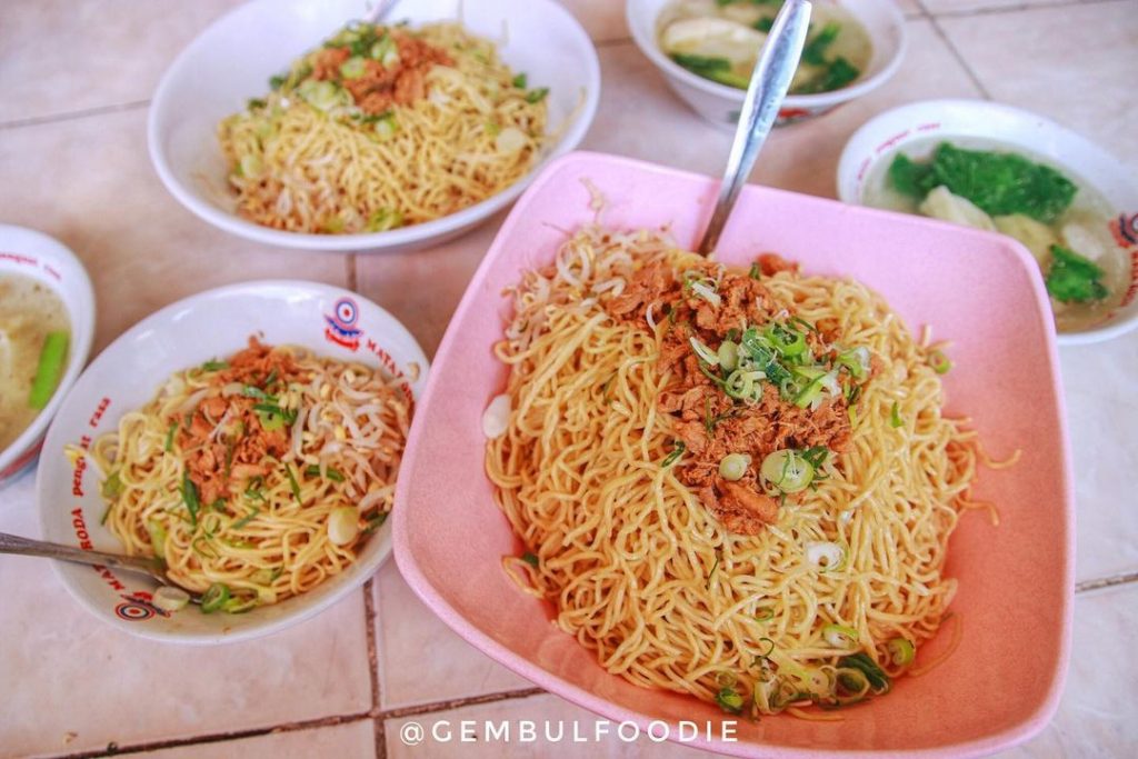 Review Mie Ayam Afui yang Murah dan Mengunggah Selera - Dinas ...