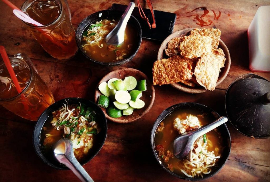 Soto Bathok Mbah Karto Kuliner Legendaris di Jogja - Dinas Pariwisata ...
